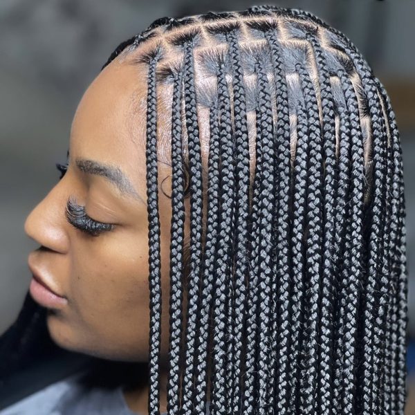 25 Gorgeous Ways To Style Knotless Braids | FroHub Afro Hairdressers